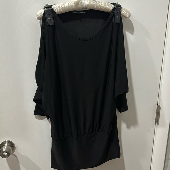 Sophie’s runway | Tops | Sophies Runway Beautiful Blouse | Poshmark